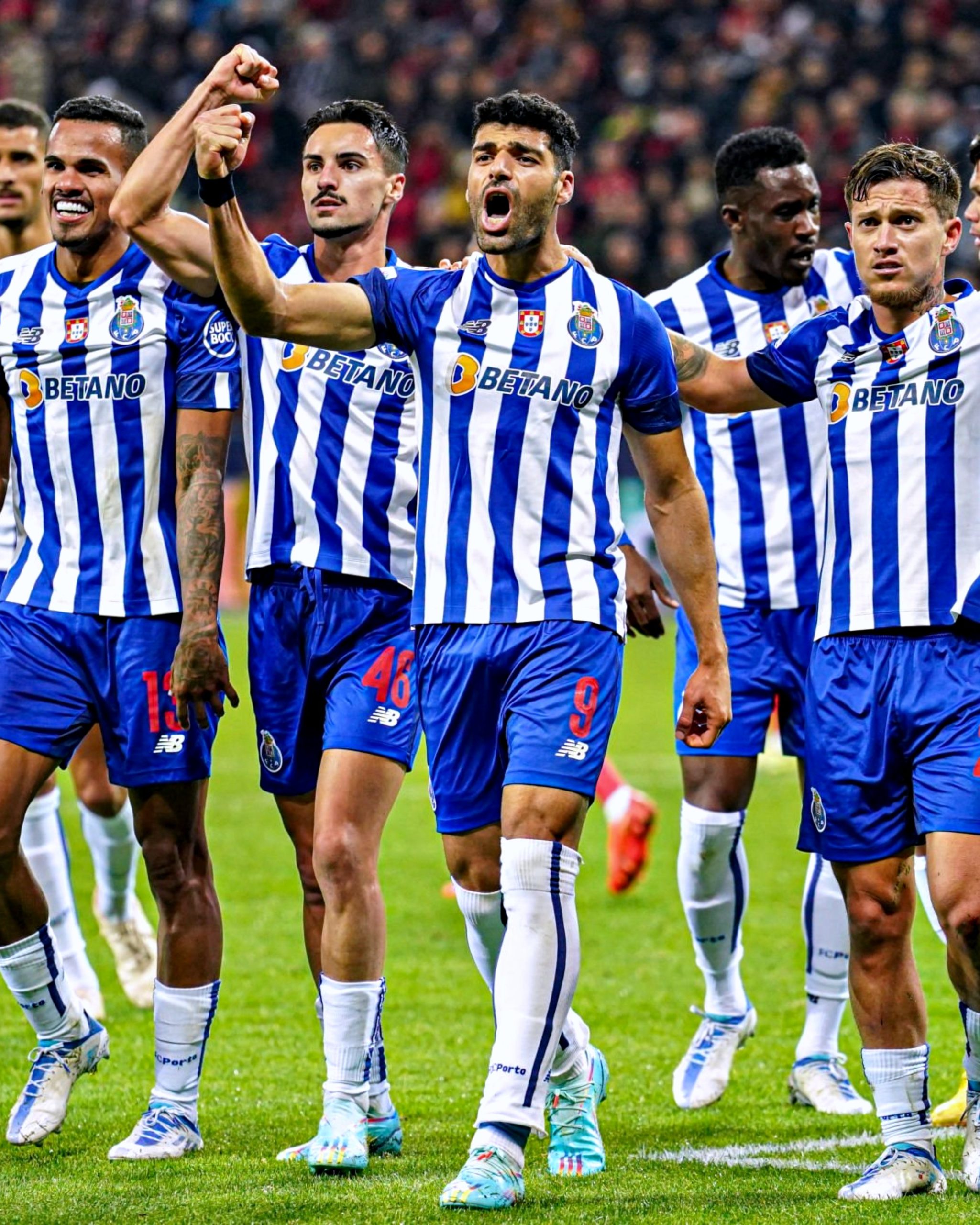 FC Porto é o clube português com mais jogadores na equipa da semana da ...